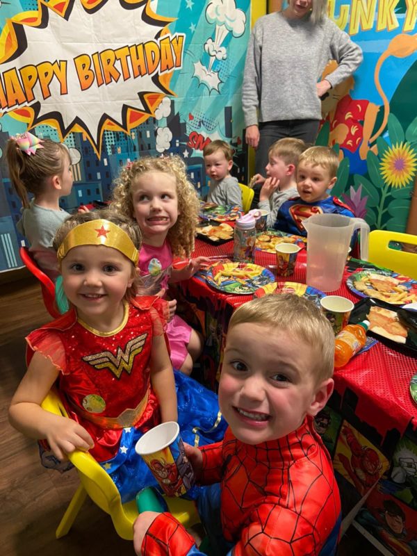 Funky Monkeys - Parties