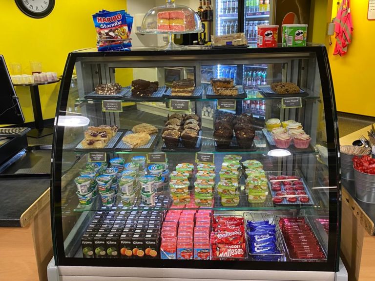 Funky Monkeys - Cafe